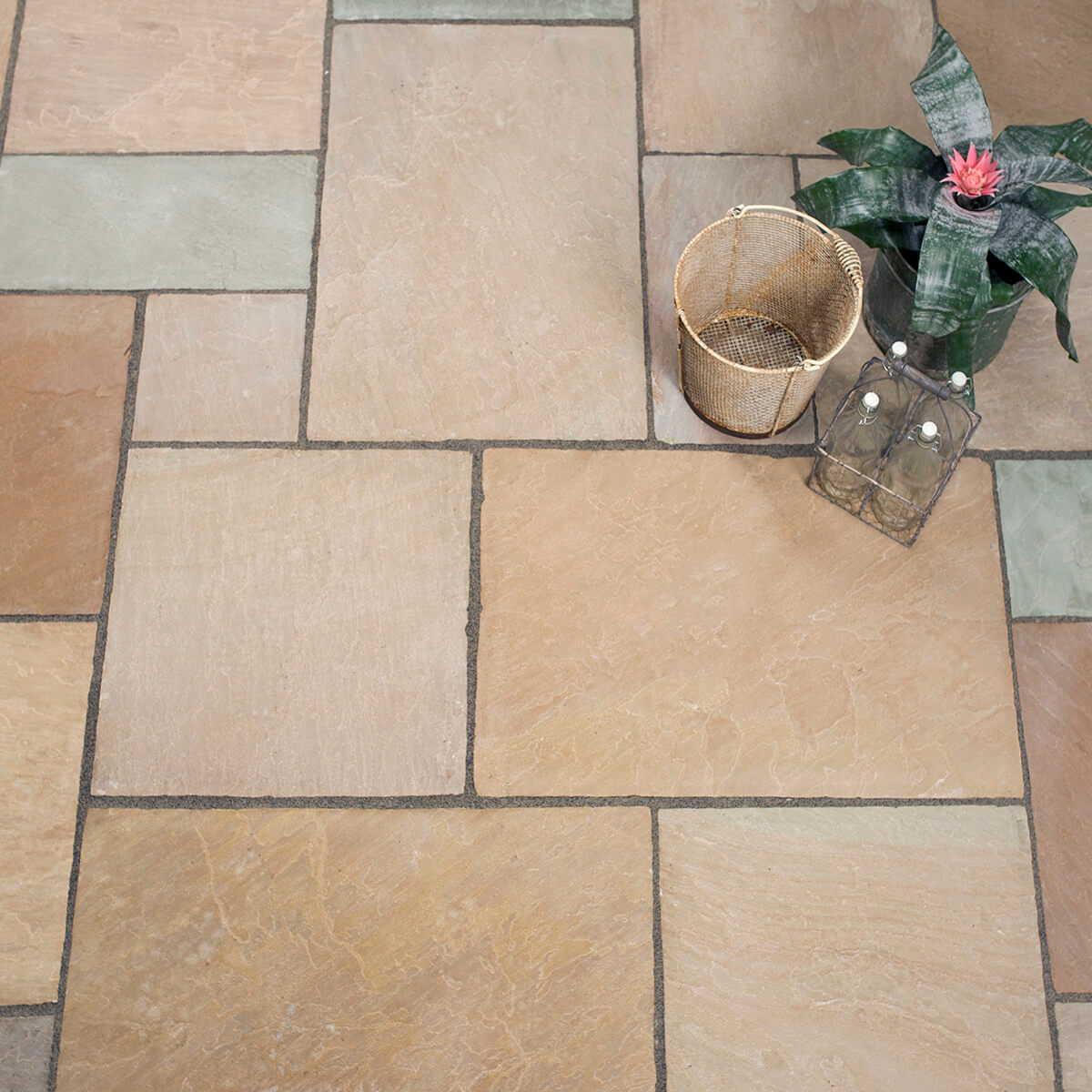 Classic Raj Imperial Sandstone Paving Pack | StoneSuperstore
