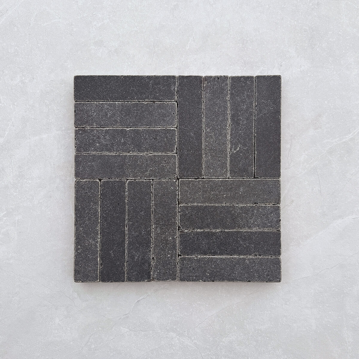 Faro Grey Limestone Cobbles - Honed & Tumbled 20 x 5cm | StoneSuperstore