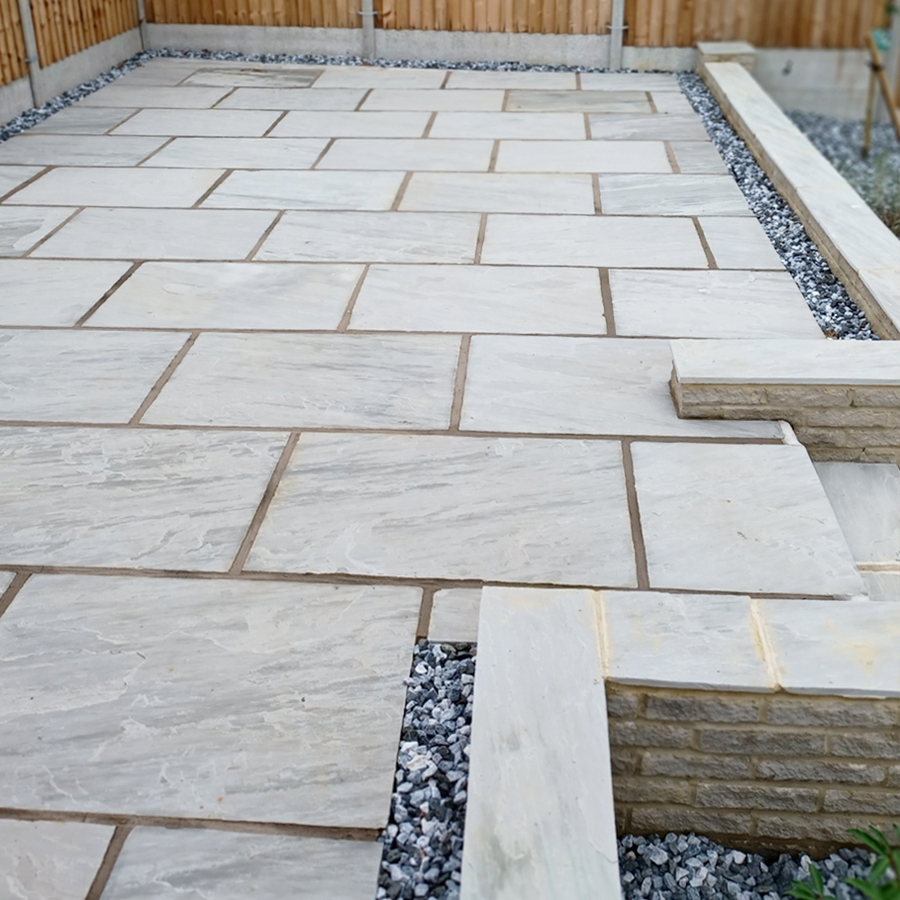 Sandstone Paving Ideas for your Patio | StoneSuperstore