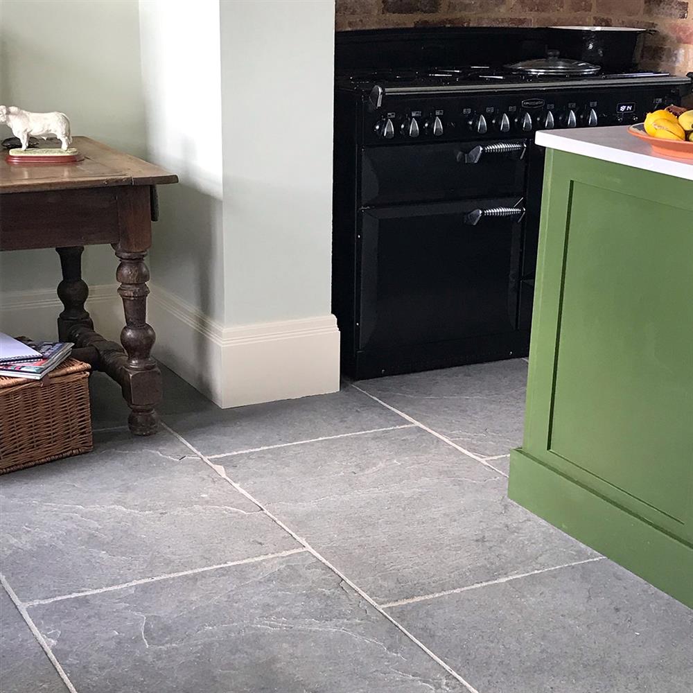 Our Favourite Grey Kitchen Tile Ideas | StoneSuperstore