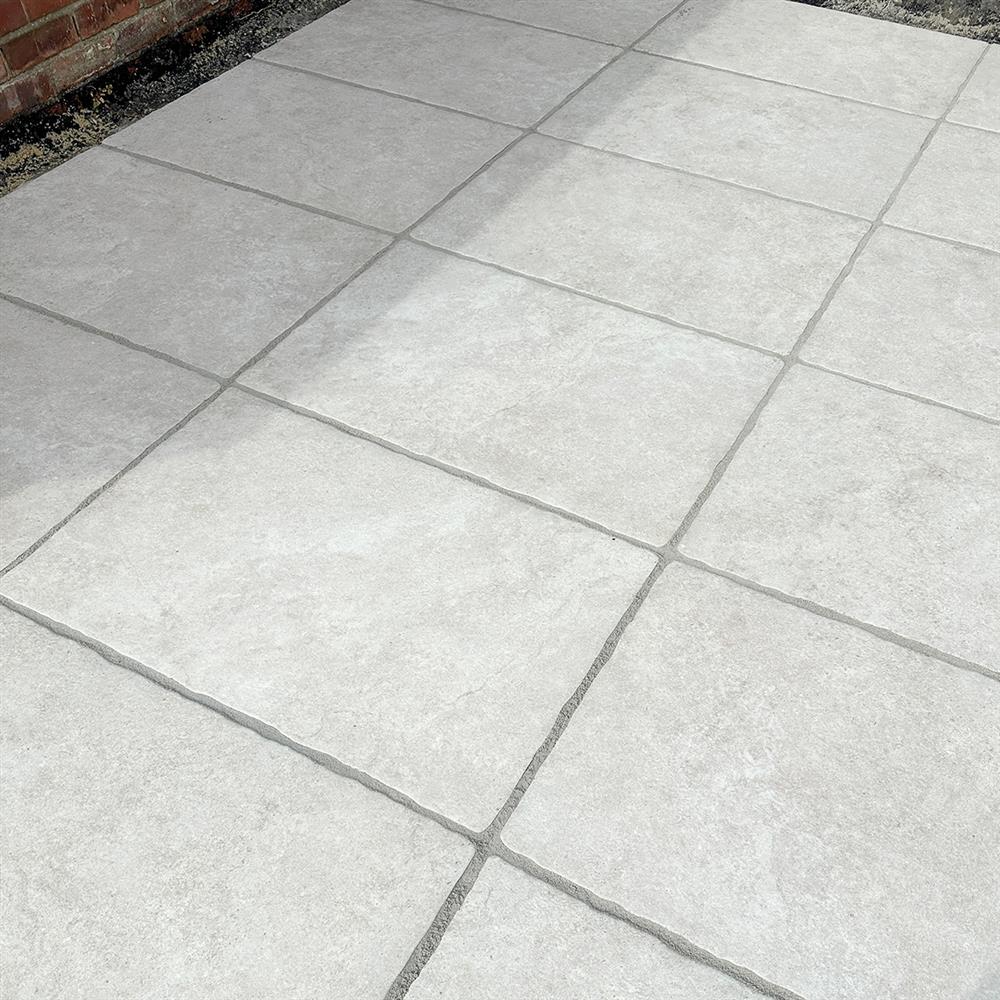 How to Lay Paving Slabs on Soil | StoneSuperstore