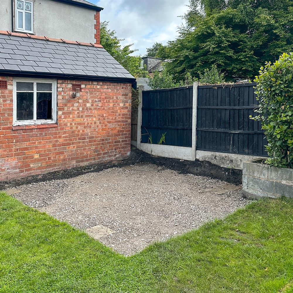 How to Lay Paving Slabs on Soil | StoneSuperstore