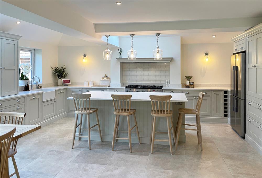 Our Favourite Kitchen Tile Design Ideas | StoneSuperstore